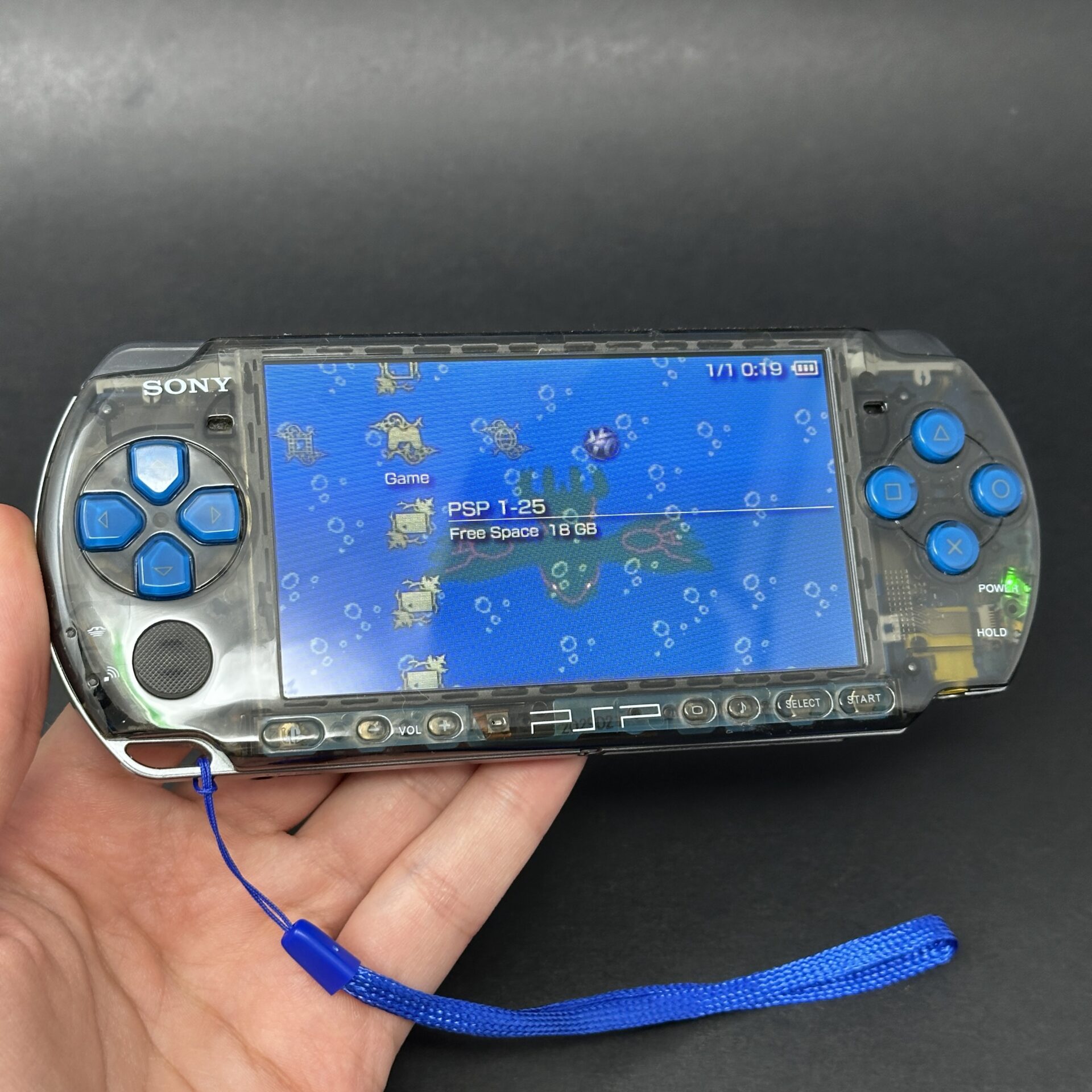 PSP 3000 (128GB) – 1050 Games | Blue and Smoke Black – Samtendo