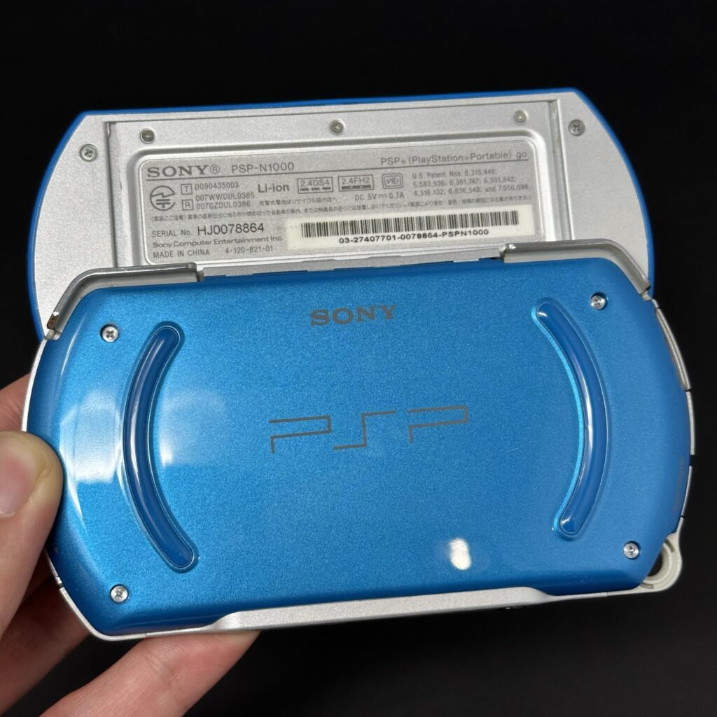 MODDED PSP GO | 1050 Pre-Loaded Games | Blue and Black | 128GB – Samtendo